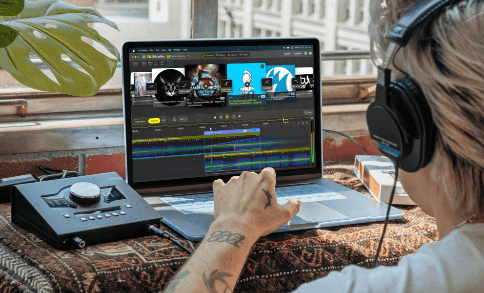 The Best Free DJ Software - Download Here | DJ.Studio